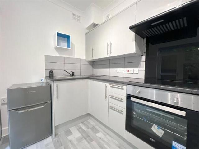 Studio flat for rent in Braidley Road, Bournemouth, BH2