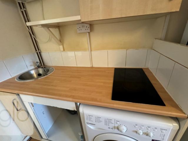 Studio flat for rent in Bramble Street, Coventry, CV1