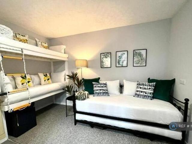 Studio Flat For Rent In Brighton
