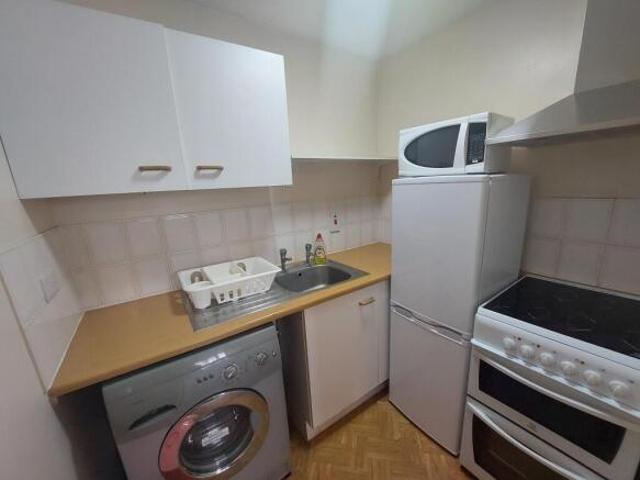 Studio flat for rent in Burgess Road, SOUTHAMPTON, SO16