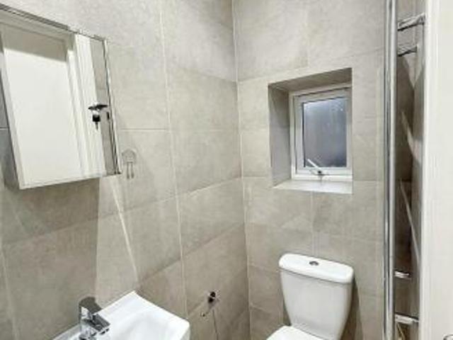 Studio flat for rent in Camberwell Road, London, SE5