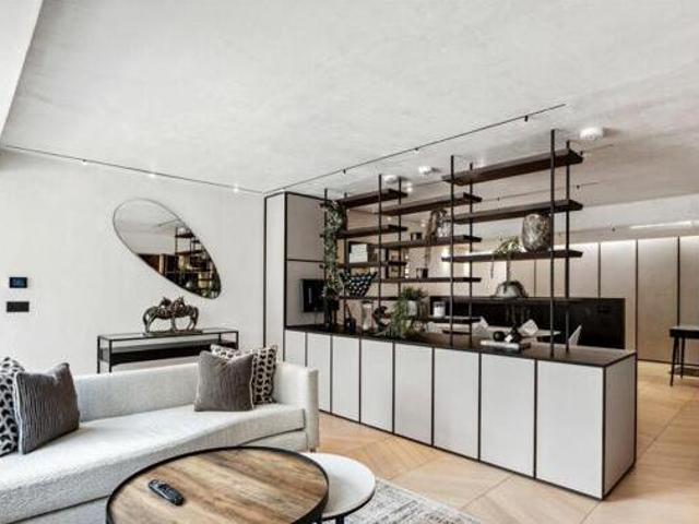 Studio Flat For Rent In Campden Hill Road