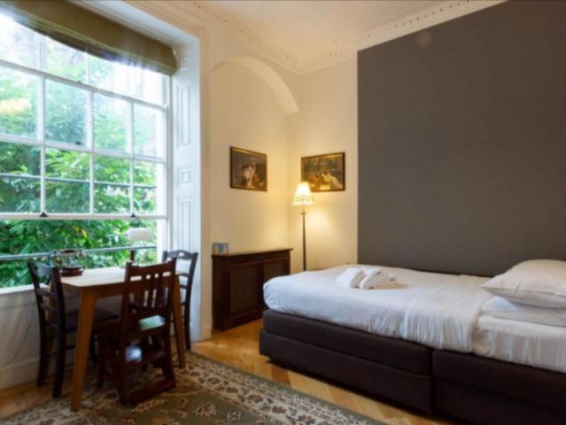 Studio flat for rent in Cartwright Gardens, London, WC1H