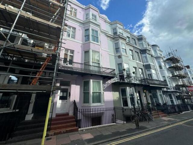 Studio flat for rent in Charlotte Street, Brighton, BN2