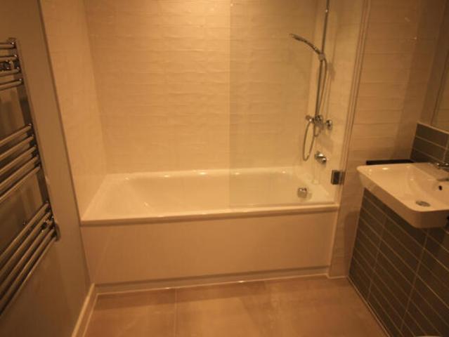 Studio flat for rent in Chevette Court, Kimpton Road, Luton, Bedfordshire, LU2