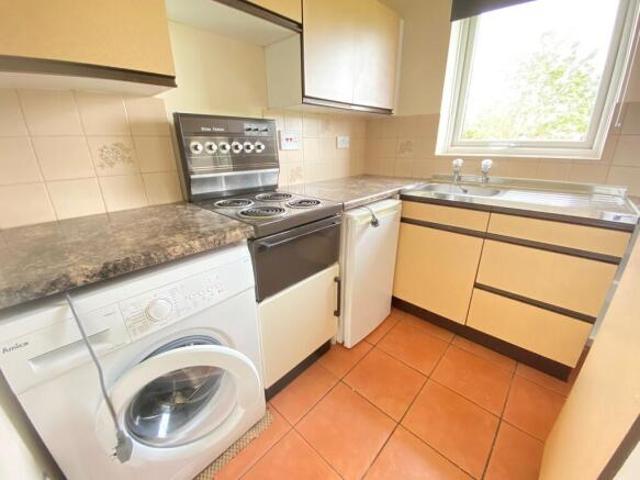 Studio flat for rent in Chedworth Drive, Alvaston, DE24