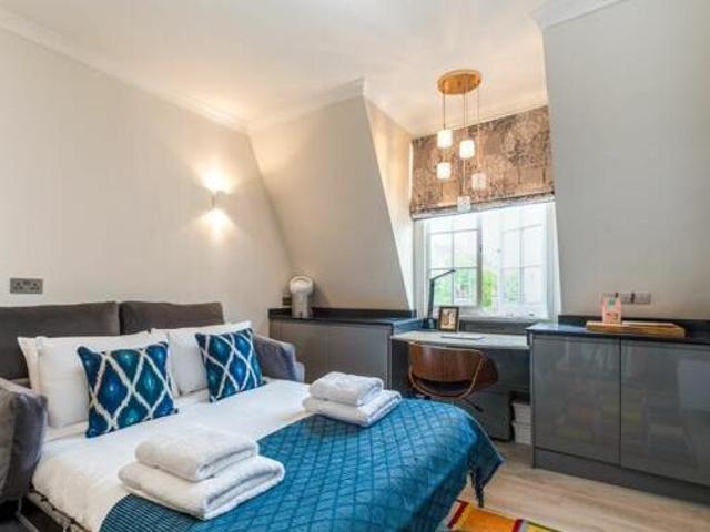 Studio Flat For Rent In Chelsea, London