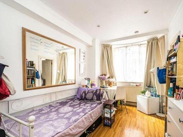 Studio Flat For Rent In Chelsea, London