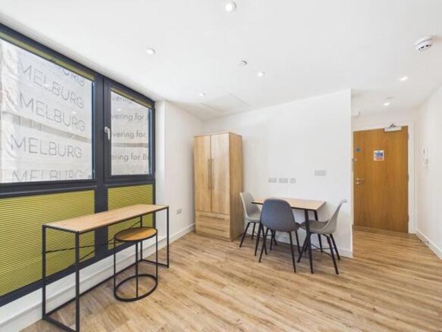 Studio flat for rent in Cherry Lane, Bristol, BS1