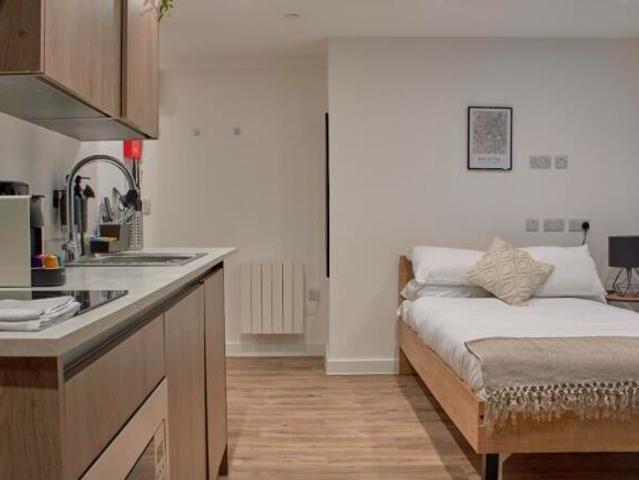 Studio flat for rent in Cherry Lane, Bristol, BS1