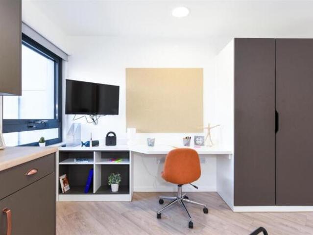 Studio flat for rent in Chester | Student | September, CH1