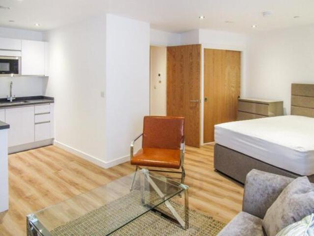 Studio flat for rent in City Centre, Number One Bristol, BS1 2NR, BS1
