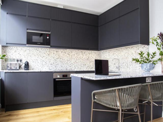 Studio flat for rent in Coleherne Road, London, SW10