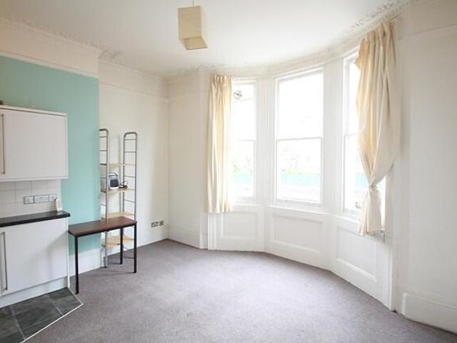 Studio flat for rent in College Road, Brighton, East Sussex, BN2