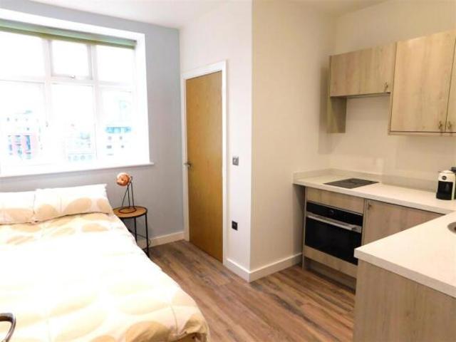 Studio flat for rent in Colston Street, City Centre, Bristol, BS1