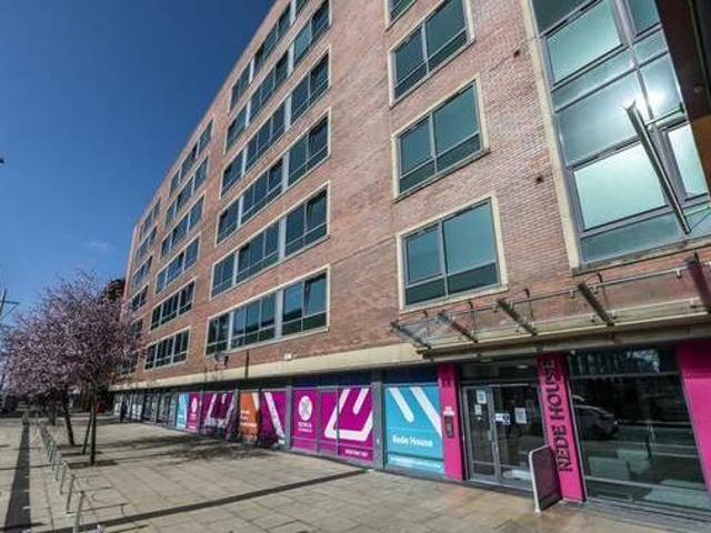 Studio flat for rent in Corporation Road Middlesbrough TS1 1LY TS1