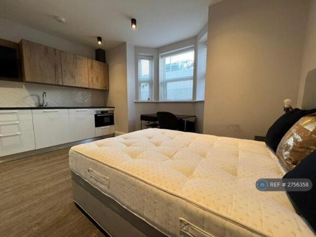 Studio flat for rent in Coventry, CV1