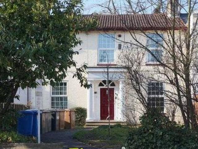 Studio flat for rent in Close to Town Centre IP4