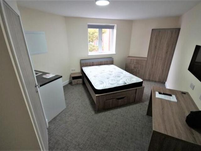 Studio flat for rent in Clay Lane, Coventry, CV2 4LN, CV2
