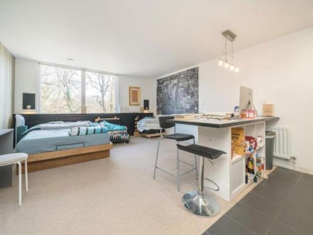 Studio flat for rent in Clayponds Lane, Brentford, TW8