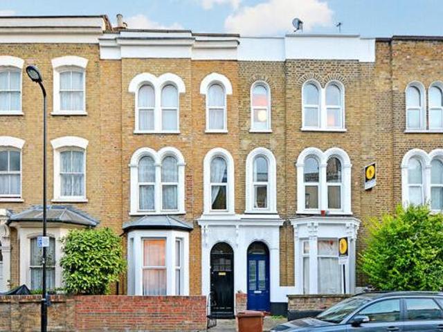 Studio Flat For Rent In Clapton