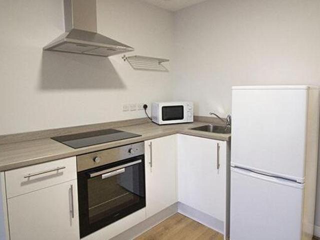 Studio Flat For Rent In Clare Court, 2 Clare Street