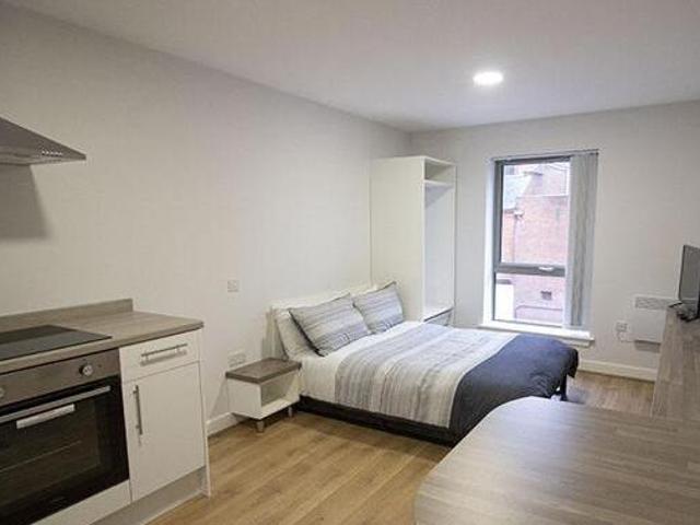 Studio Flat For Rent In Clare Court, 2 Clare Street