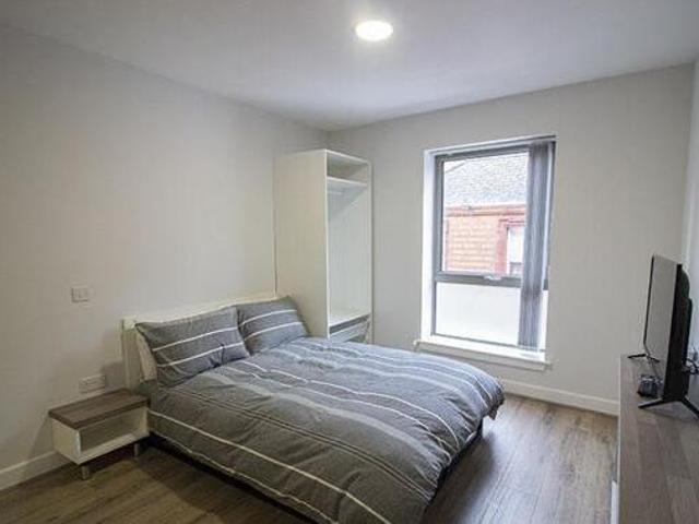 Studio Flat For Rent In Clare Court, 2 Clare Street