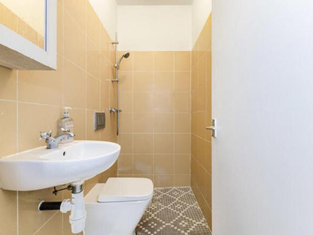 Studio flat for rent in Claremont Road, Surbiton, KT6