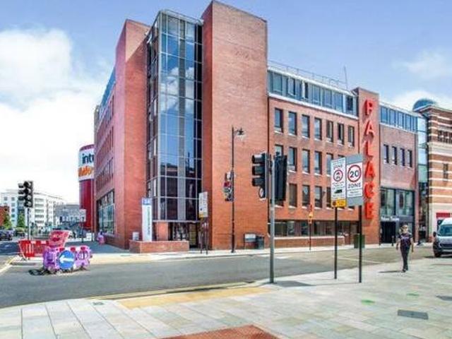 Studio flat for rent in Clarendon Road Watford Hertfordshire WD17