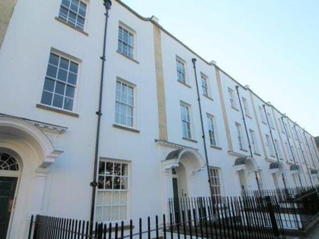 Studio Flat For Rent In Clifton, Bristol
