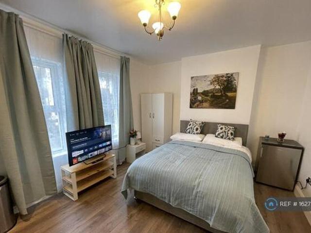 Studio Flat For Rent In Croydon