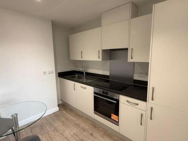 Studio flat for rent in Crocus Street, Nottingham, Nottinghamshire, NG2