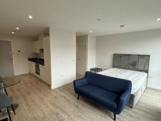 Studio flat for rent in Crocus Street, Nottingham, Nottinghamshire, NG2