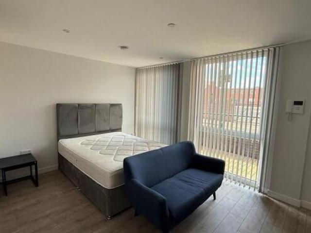 Studio flat for rent in Crocus Street, Nottingham, Nottinghamshire, NG2