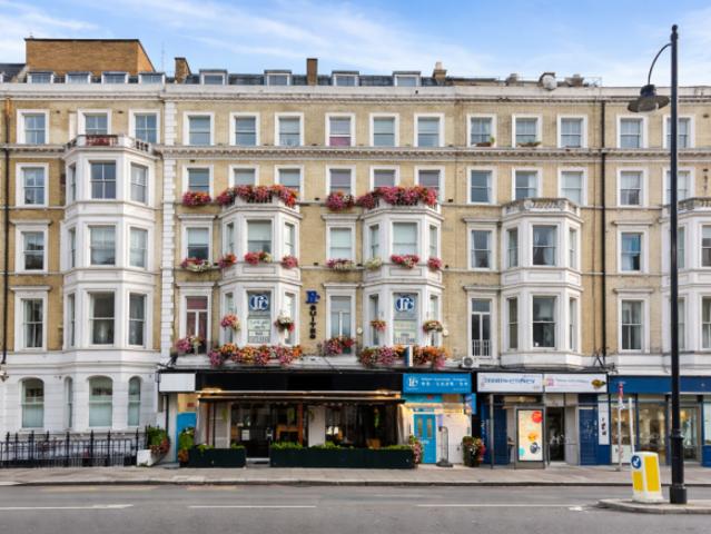 Studio flat for rent in Cromwell Road, London, SW7