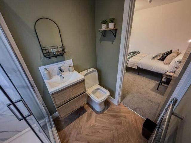 Studio flat for rent in Crosby Street, Derby, Derbyshire, DE22