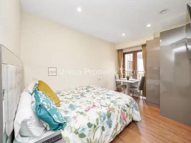 Studio flat for rent in Cranbrook Road, Ilford, IG1