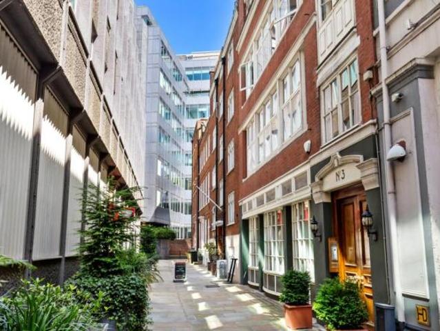 Studio flat for rent in Crane Court, London, EC4A