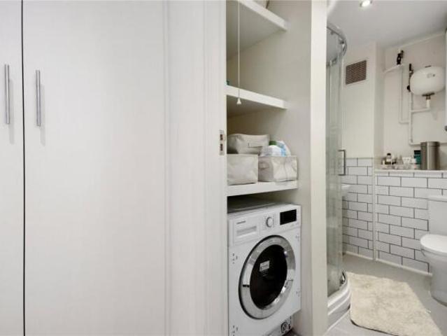 Studio flat for rent in Cumberland Terrace Mews, Regent's Park, London, NW1
