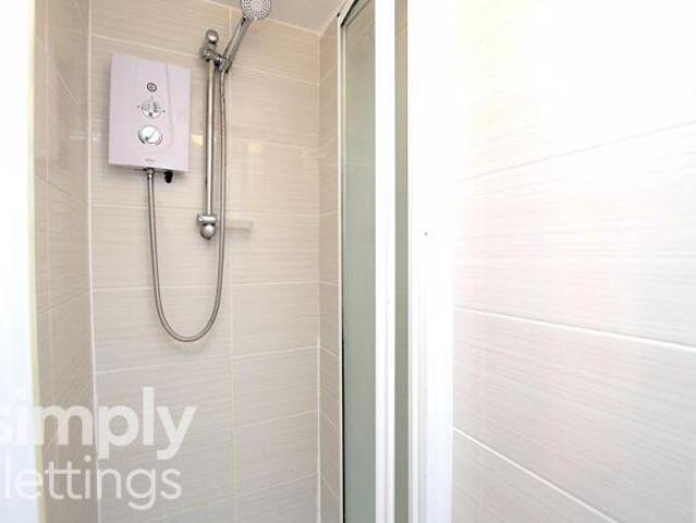 Studio flat for rent in Devonshire Place, Brighton, BN2