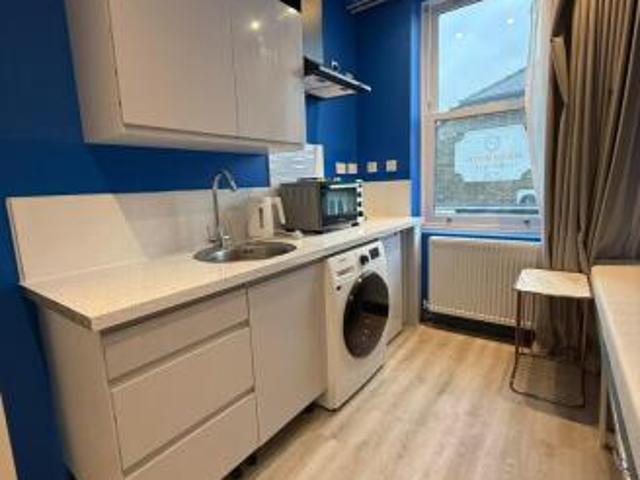 Studio flat for rent in Devonshire Road, Cambridge, Cambridgeshire, CB1