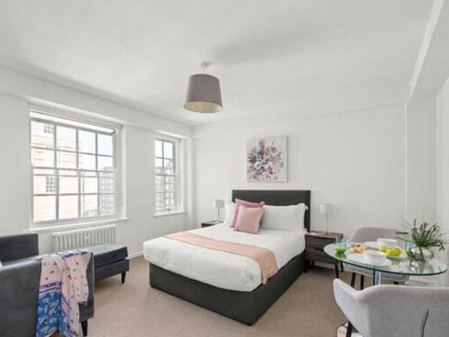 Studio Flat For Rent In Dolphin Square, London