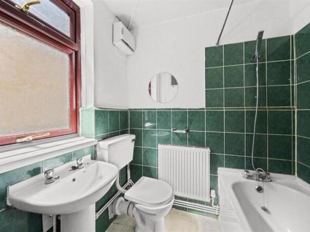 Studio flat for rent in Downs Court, Brighton Road, CR8