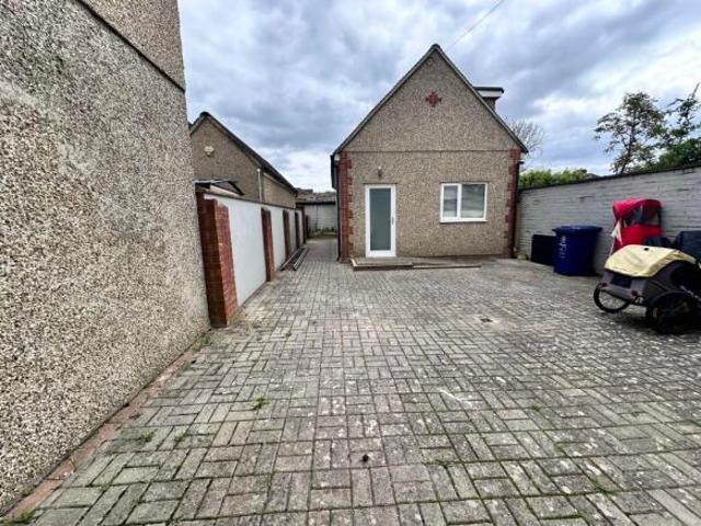 Studio flat for rent in Downside Road, Headington, OXFORD, OX3