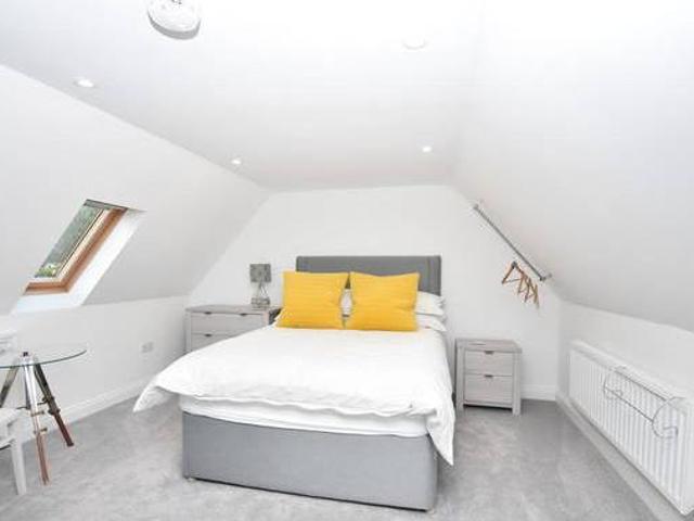 Studio flat for rent in Drove Lane Cold Ash RG18