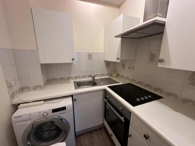 Studio flat for rent in Durley Gardens, Bournemouth, BH2