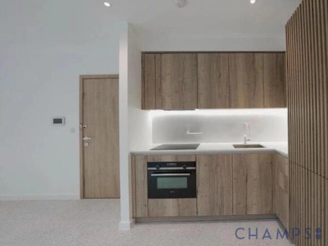 Studio flat for rent in E1 2FZ, E1