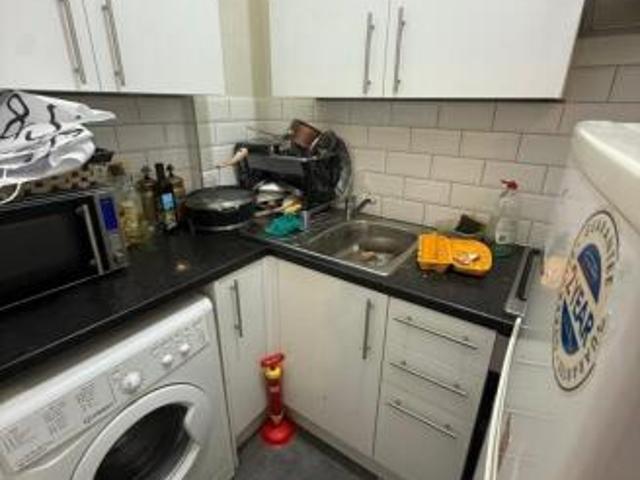 Studio flat for rent in Edmonton, N18