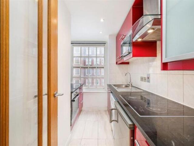 Studio flat for rent in Edgware Road, Hyde Park, W2